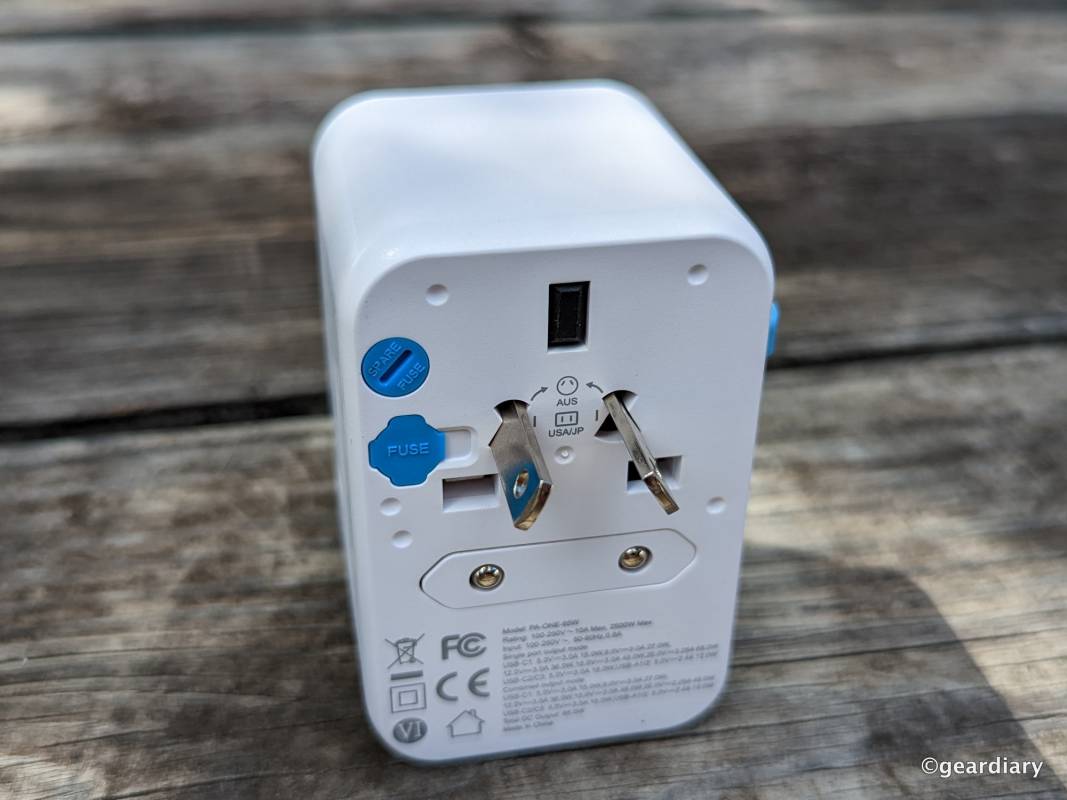OneAdaptr OneWorld 65 Review: With 6 Different Ports, This Could Be the ...