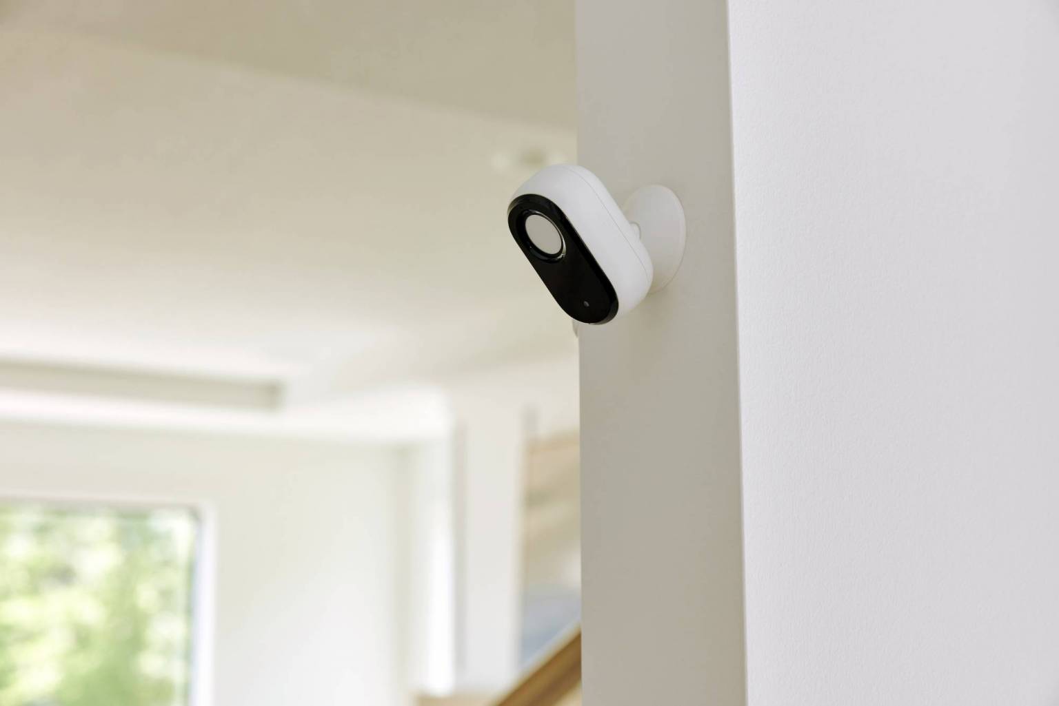 Arlo Rolls Out 4 New Cameras with Their New Essential Line | Gear Diary