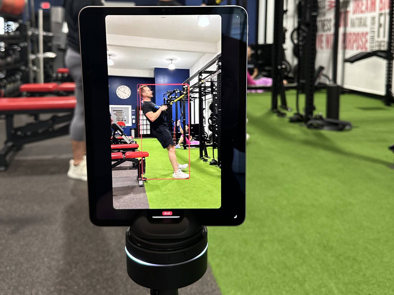 Pivo Max + Essential Kit Review: An Elegantly Simple Content Creation ...