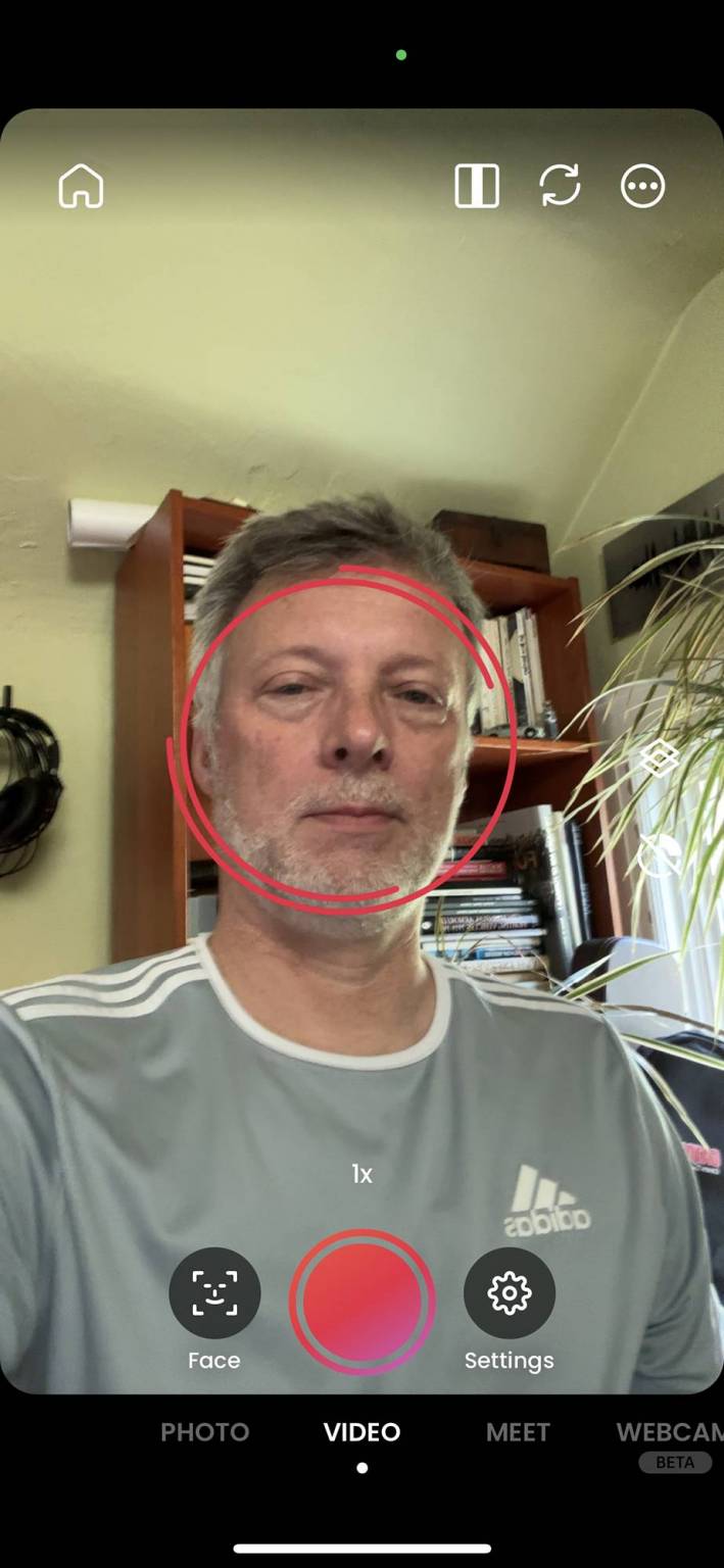 Pivo Max + Essential Kit Review: An Elegantly Simple Content Creation ...