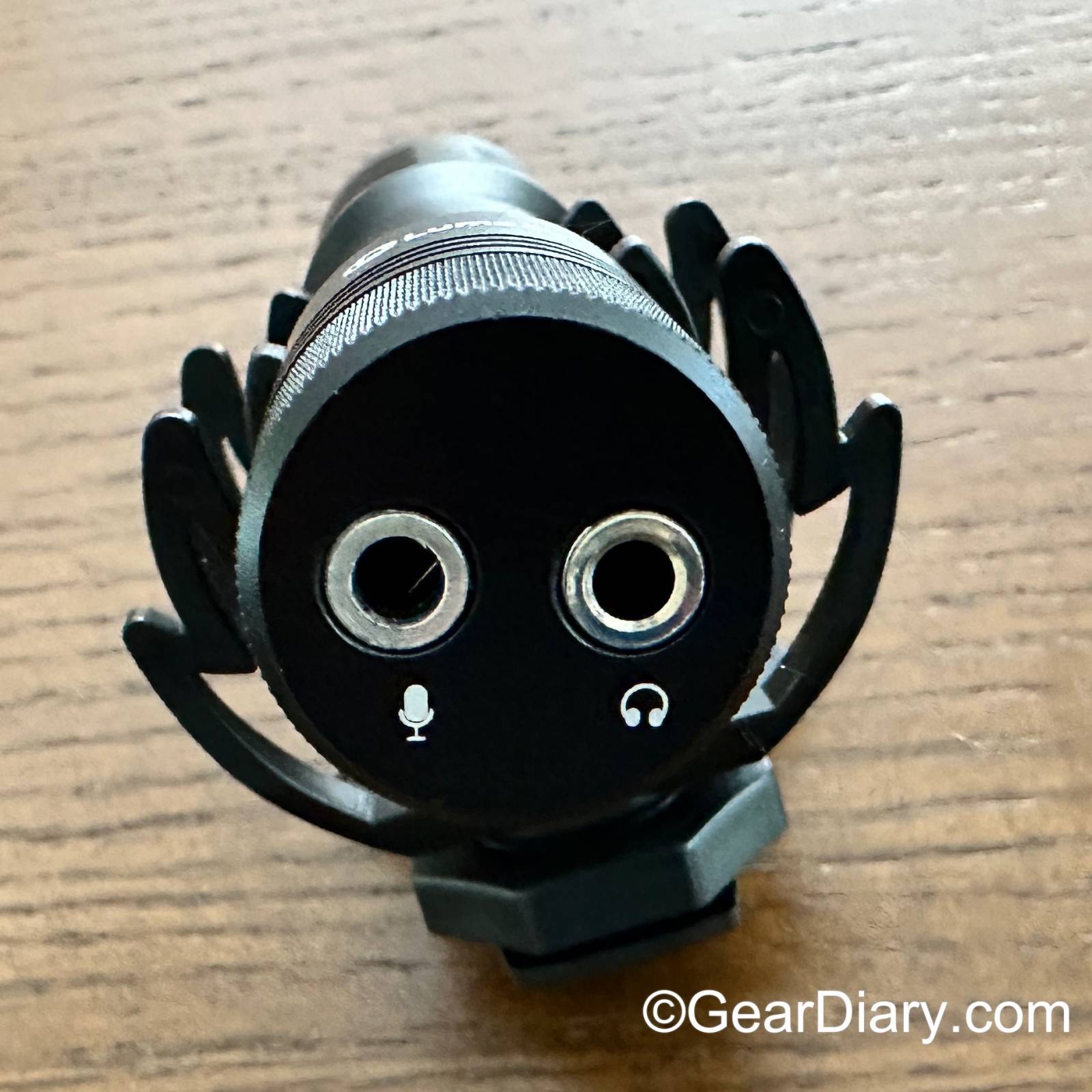 Lume Cube Mobile Creator Kit 2.0 Review: One Kit That Enables You to ...