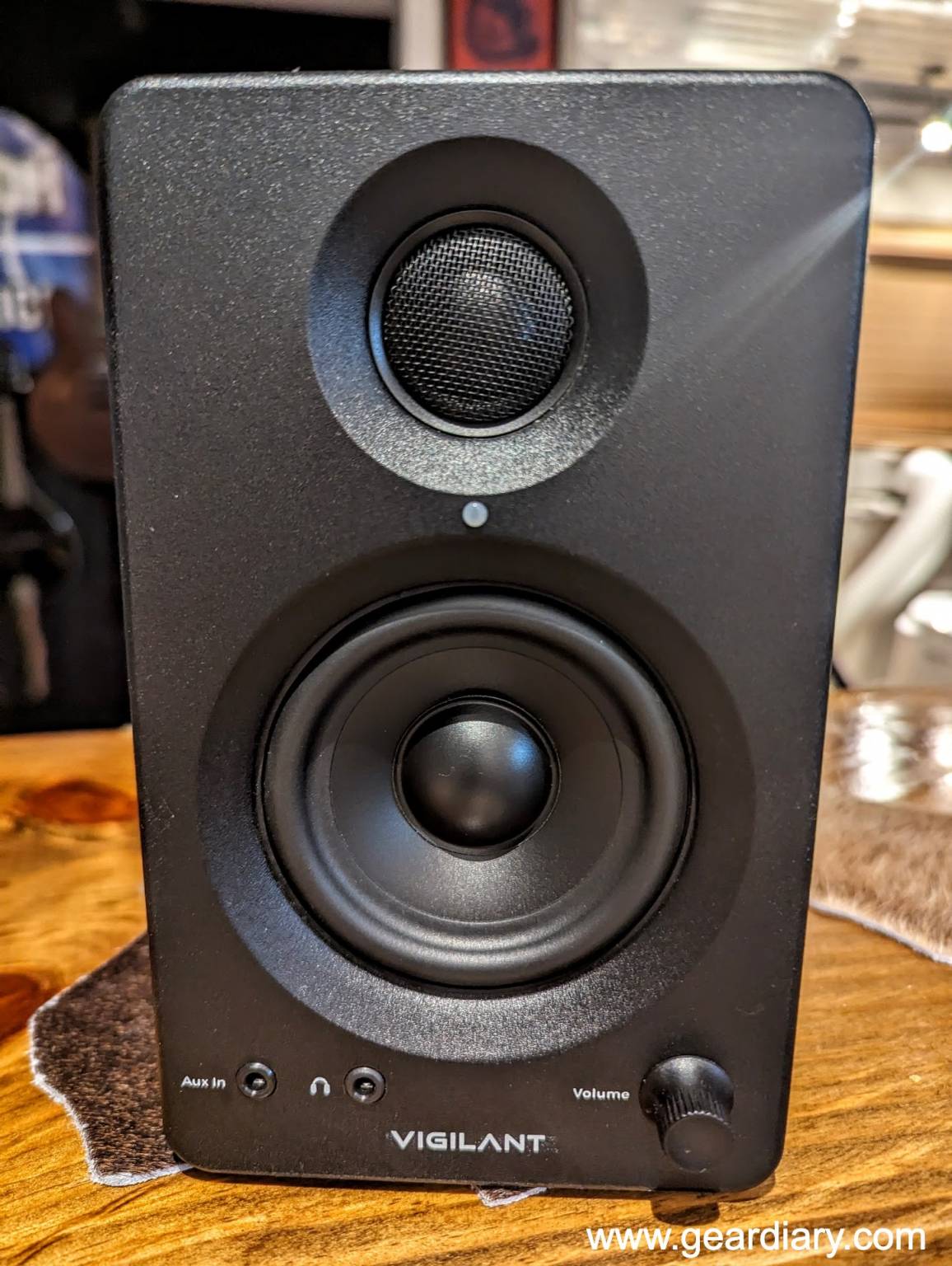 Vigilant Audio SwitchOne Review: Wireless Powered Speakers That Pack a ...
