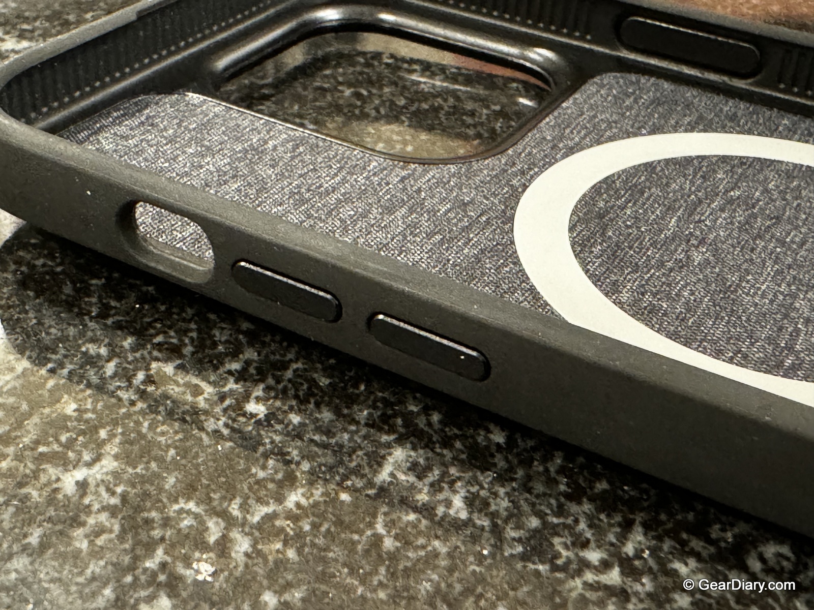 Peak Design Everyday Case for iPhone 15 Review: A Continued Legacy of ...