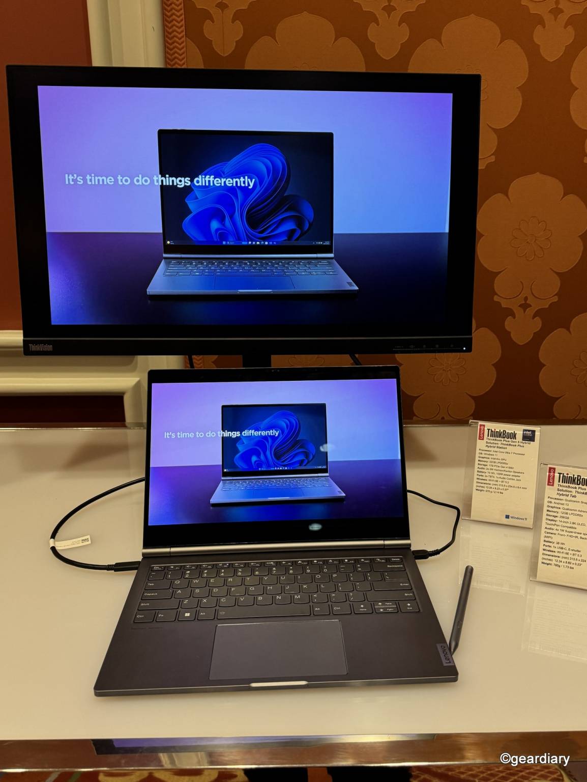 Lenovo ThinkBook Plus Gen 5 Hybrid Combines a Windows PC with an ...