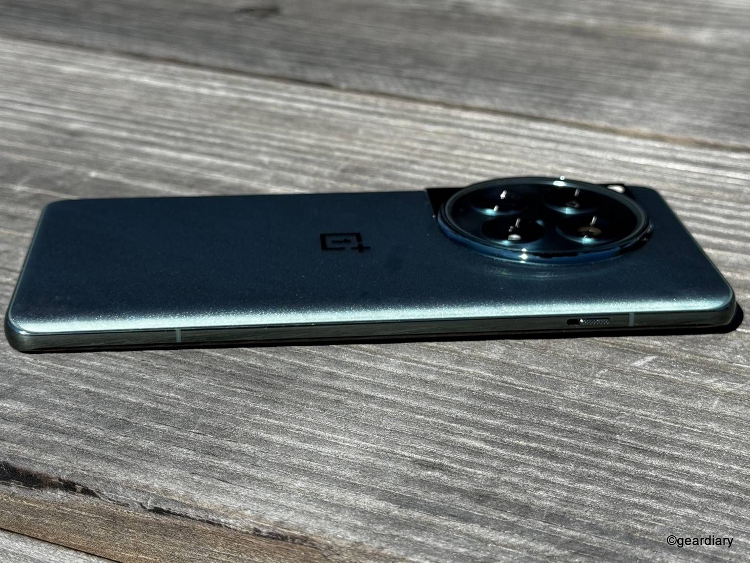 OnePlus 12 Review: OnePlus Delivers an Affordable Android Flagship That ...