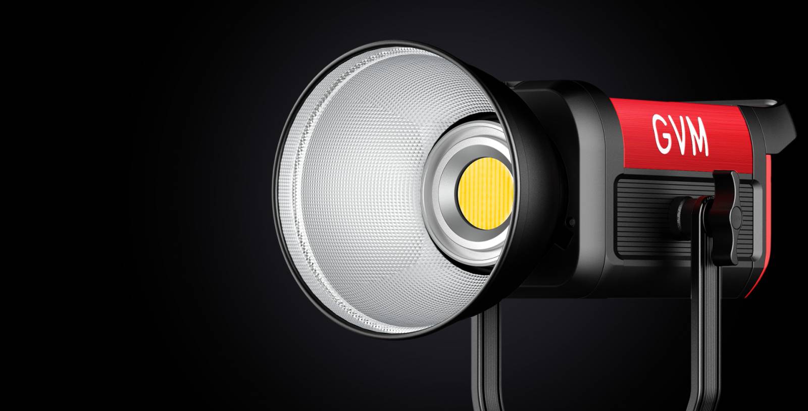 GVM PRO-SD300B Review: Excellent Quality Light in a Handsome Package ...