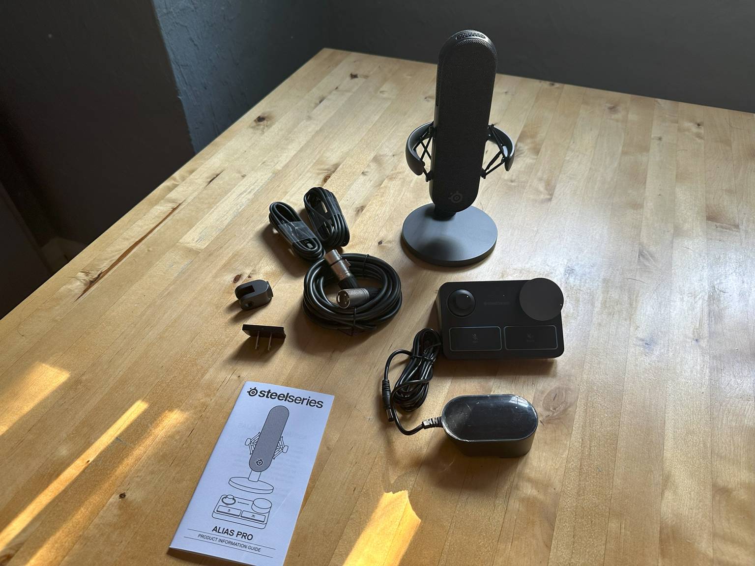 SteelSeries Alias Pro XLR Mic Review: Two Excellent Products in One ...