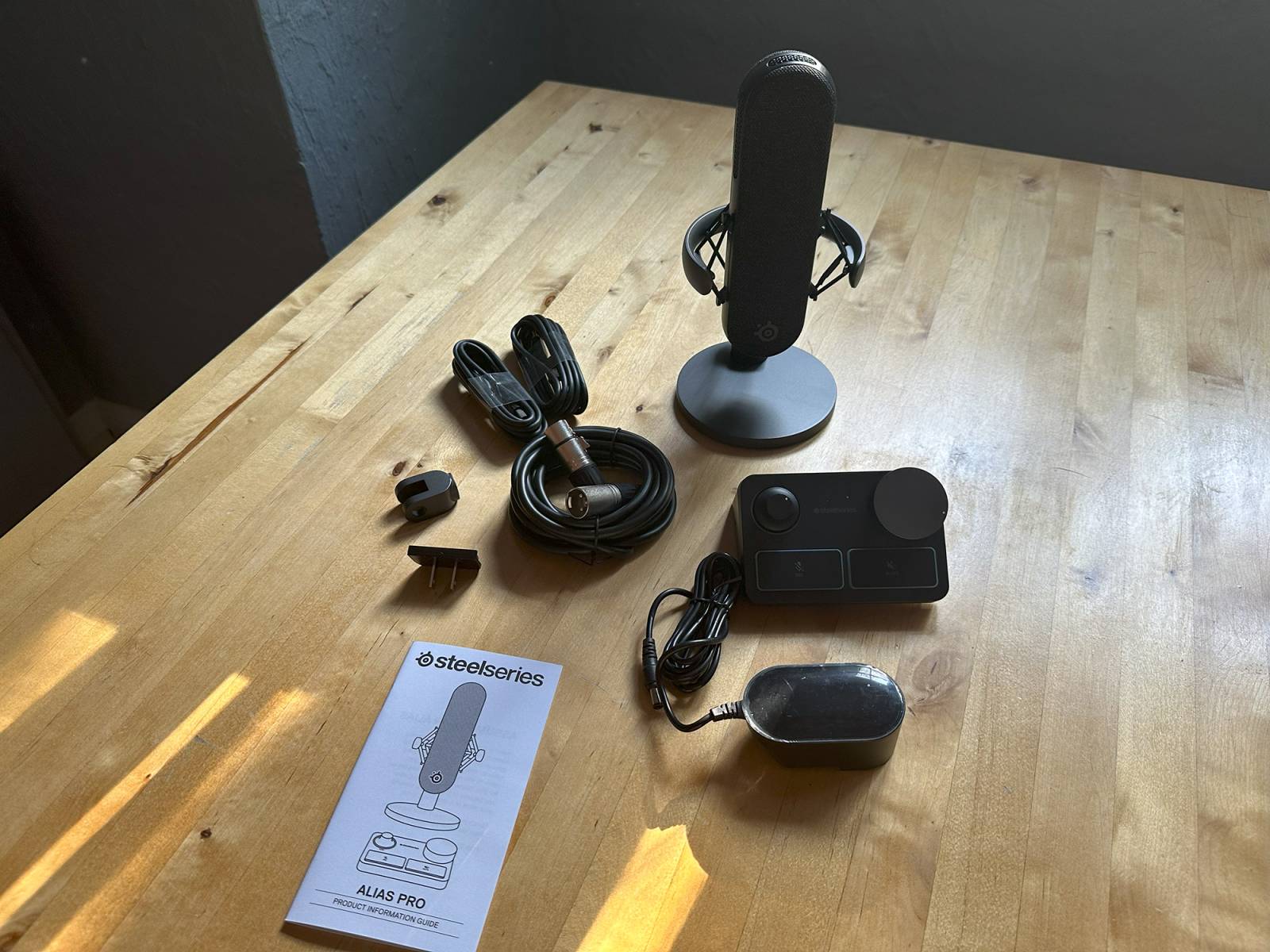 SteelSeries Alias Pro XLR Mic Review: Two Excellent Products in One ...