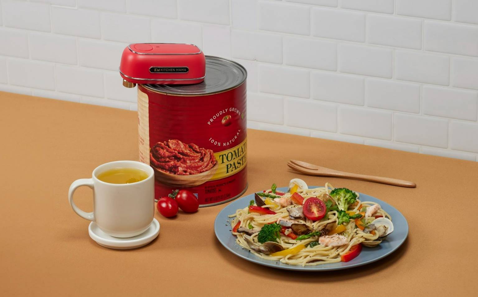 Kitchen Mama Orbit One Can Opener Promises to Open Cans Automatically ...
