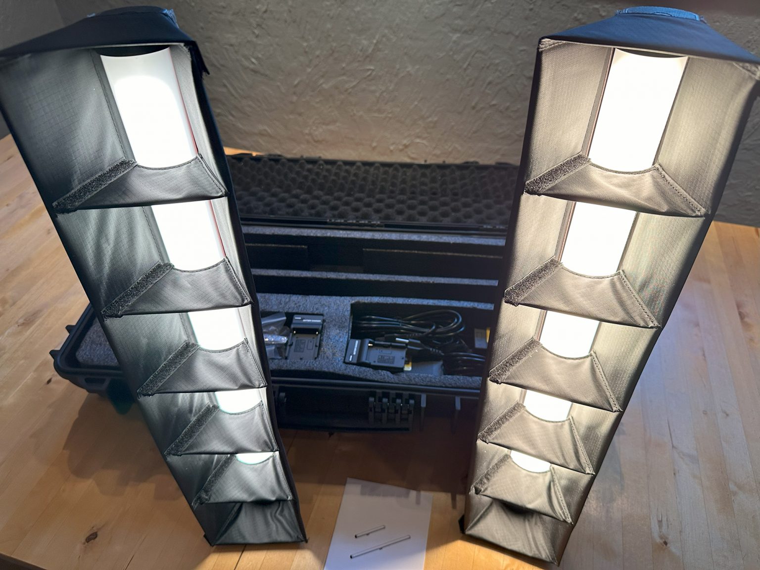 GVM-BD25R Bi-Color RGB LED Tube Light 2-Light Kit Review: Great for ...