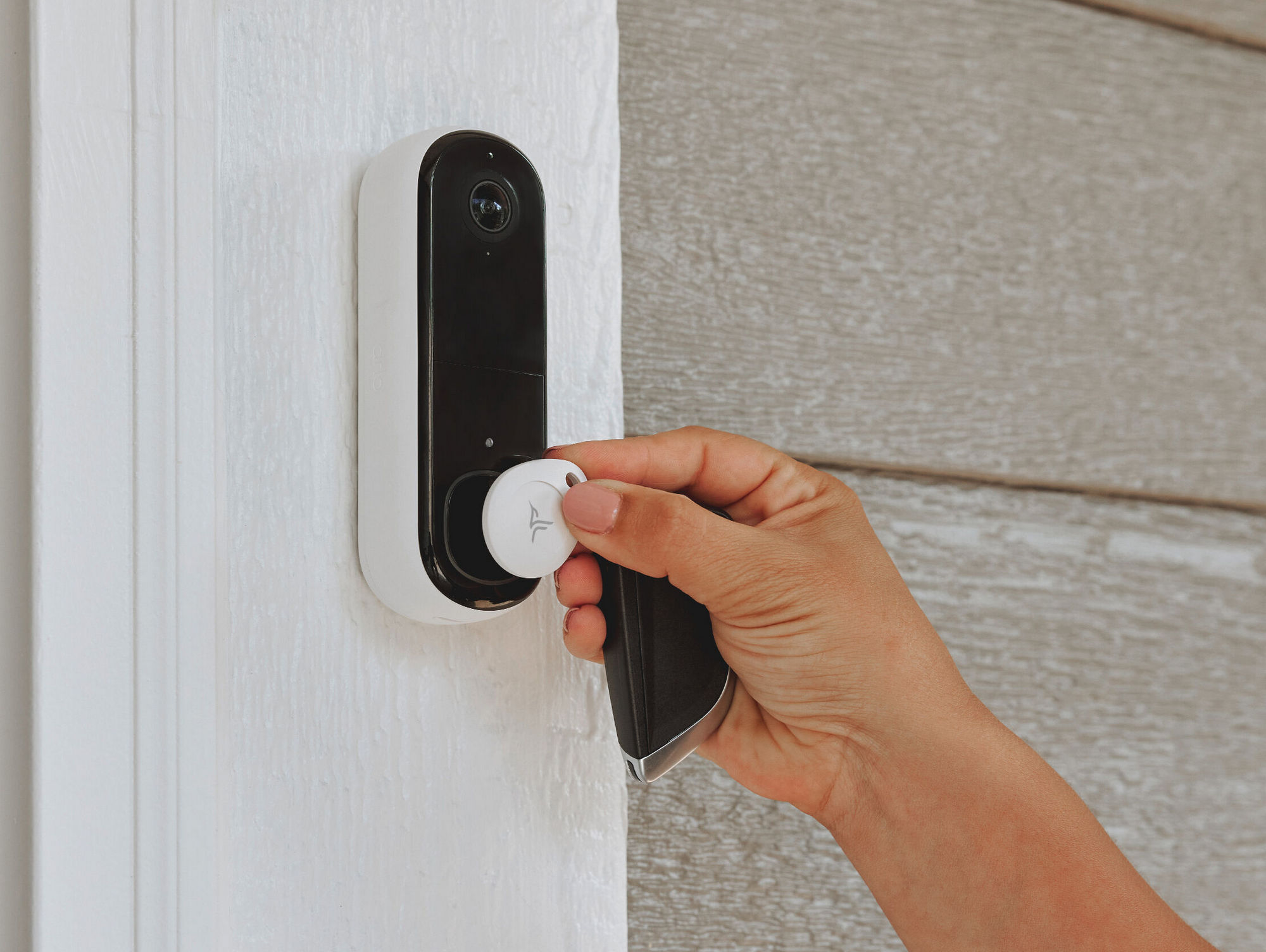 The Arlo Security Tag Adds Even More Convenience to Your Arlo Home ...