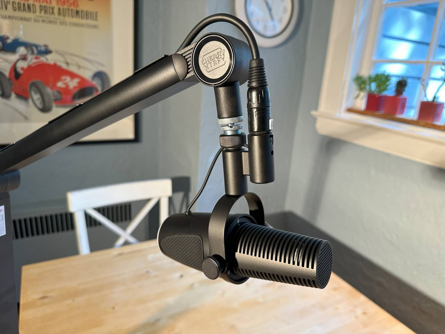 Cherry Xtrfy Ngale X Microphone and Boom Arm Review: Excellent Sound in ...