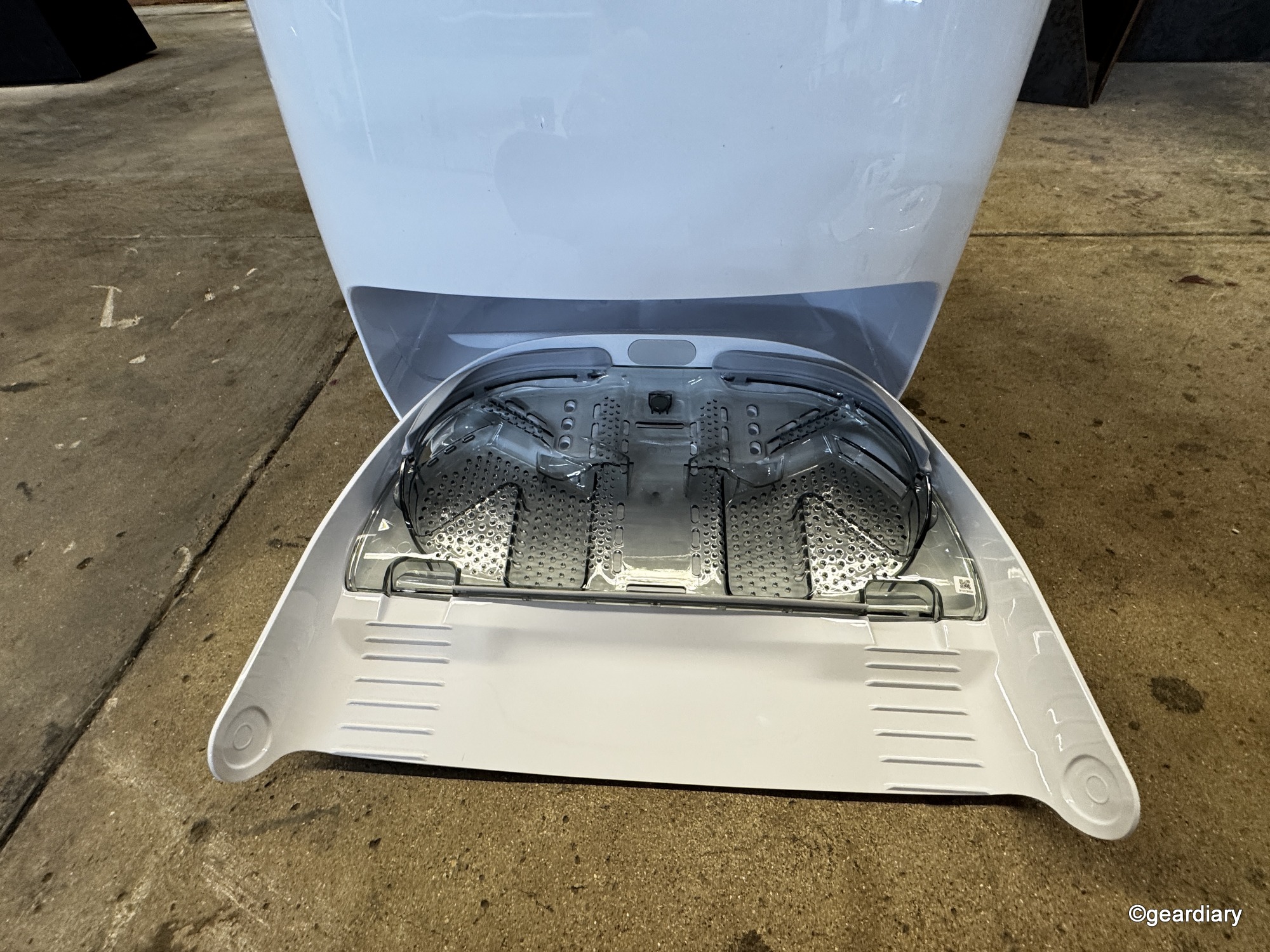 Narwal Freo X Ultra Review: I Put This Sleek Robotic Vacuum to the ...