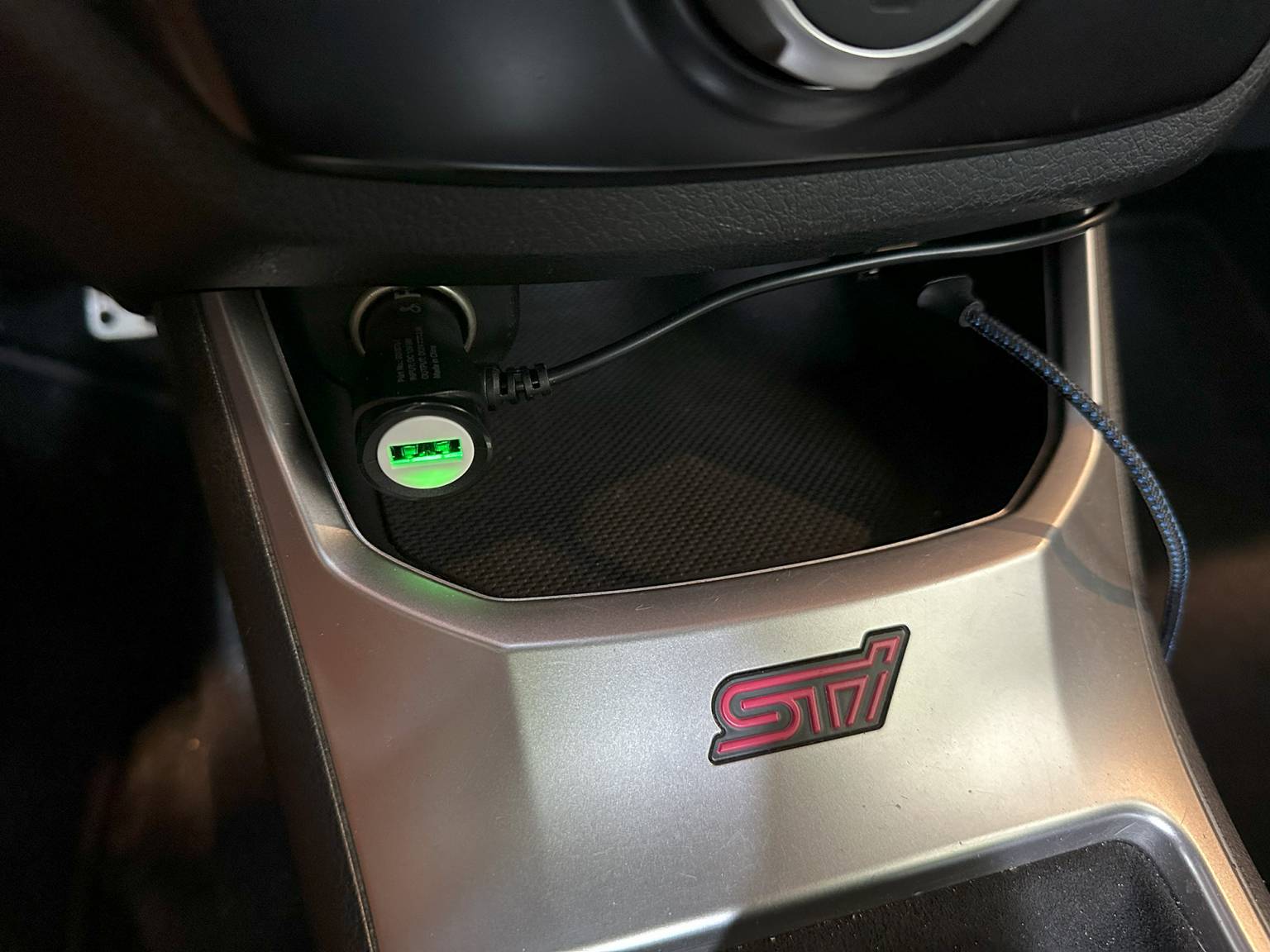 Cobra SC 250R Dash Cam Review: Excellent Video Quality in a Compact ...