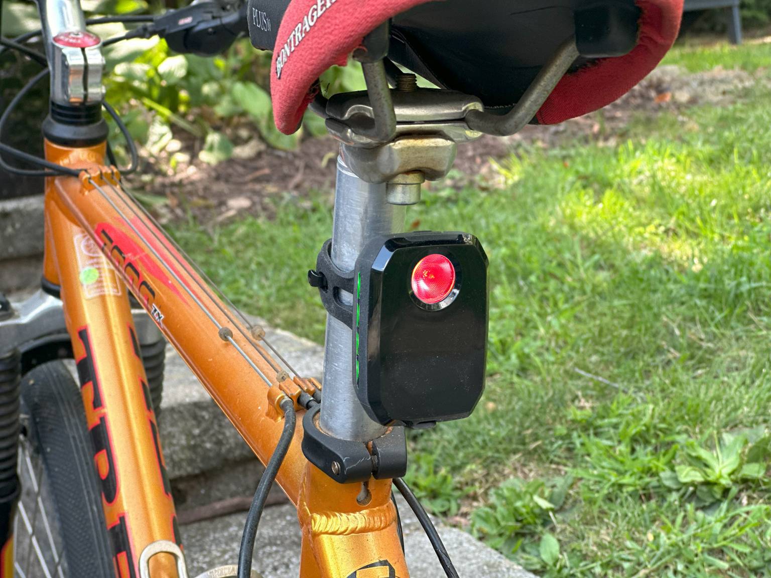 Trek CarBack Radar Rear Bike Light Review: Impressive Radar Performance ...