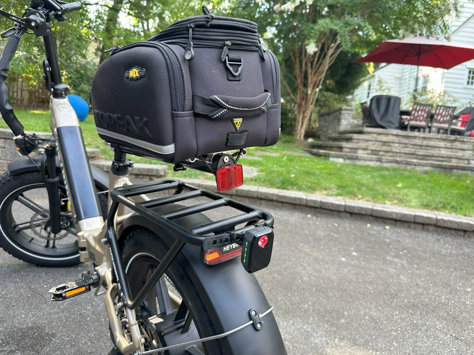 Trek CarBack Radar Rear Bike Light Review: Impressive Radar Performance ...