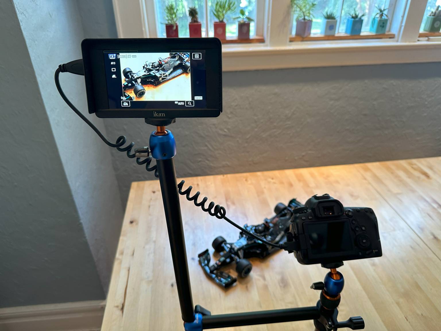 3 Legged Thing CDMS Kit 2A Camera Desk Mount System Review: A Valuable ...