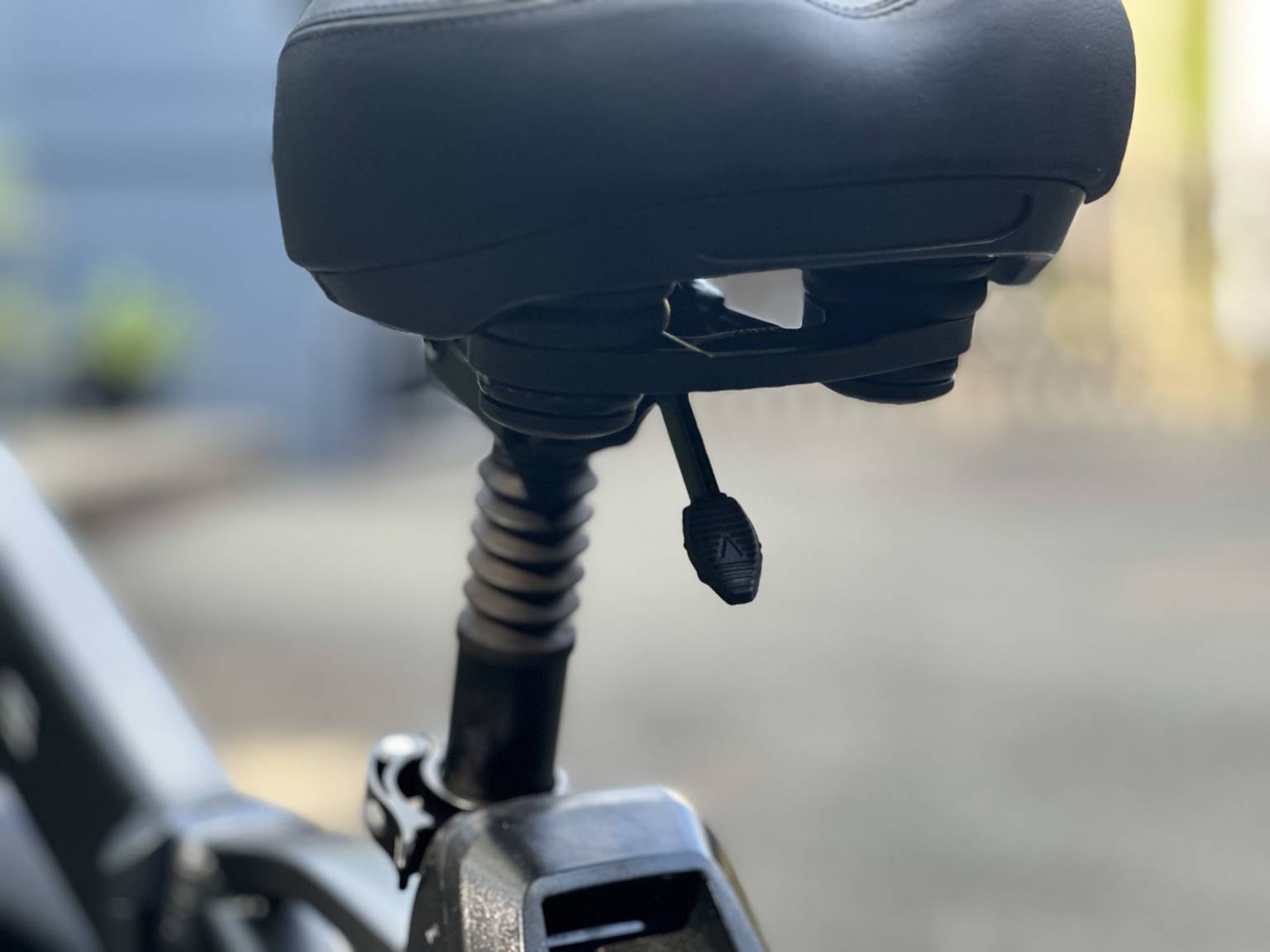 Trek CarBack Radar Rear Bike Light Review: Impressive Radar Performance ...