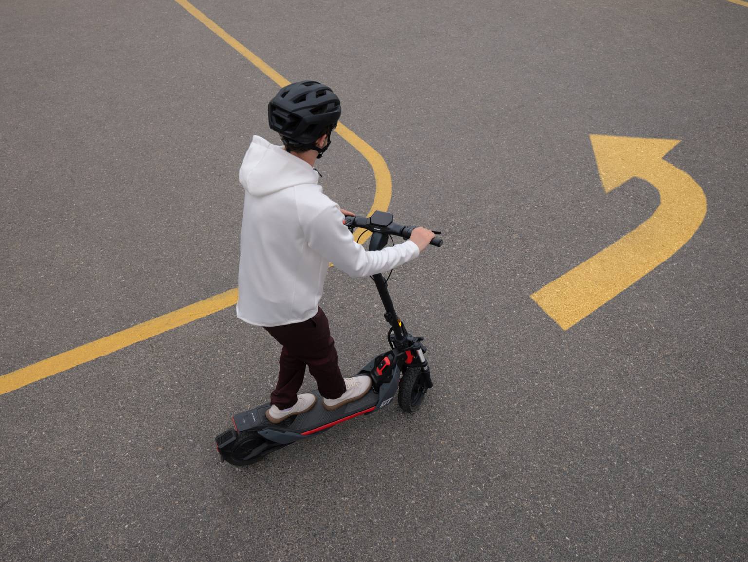 Segway ZT3 Pro: The All-Terrain Electric Scooter Redefines Urban and ...