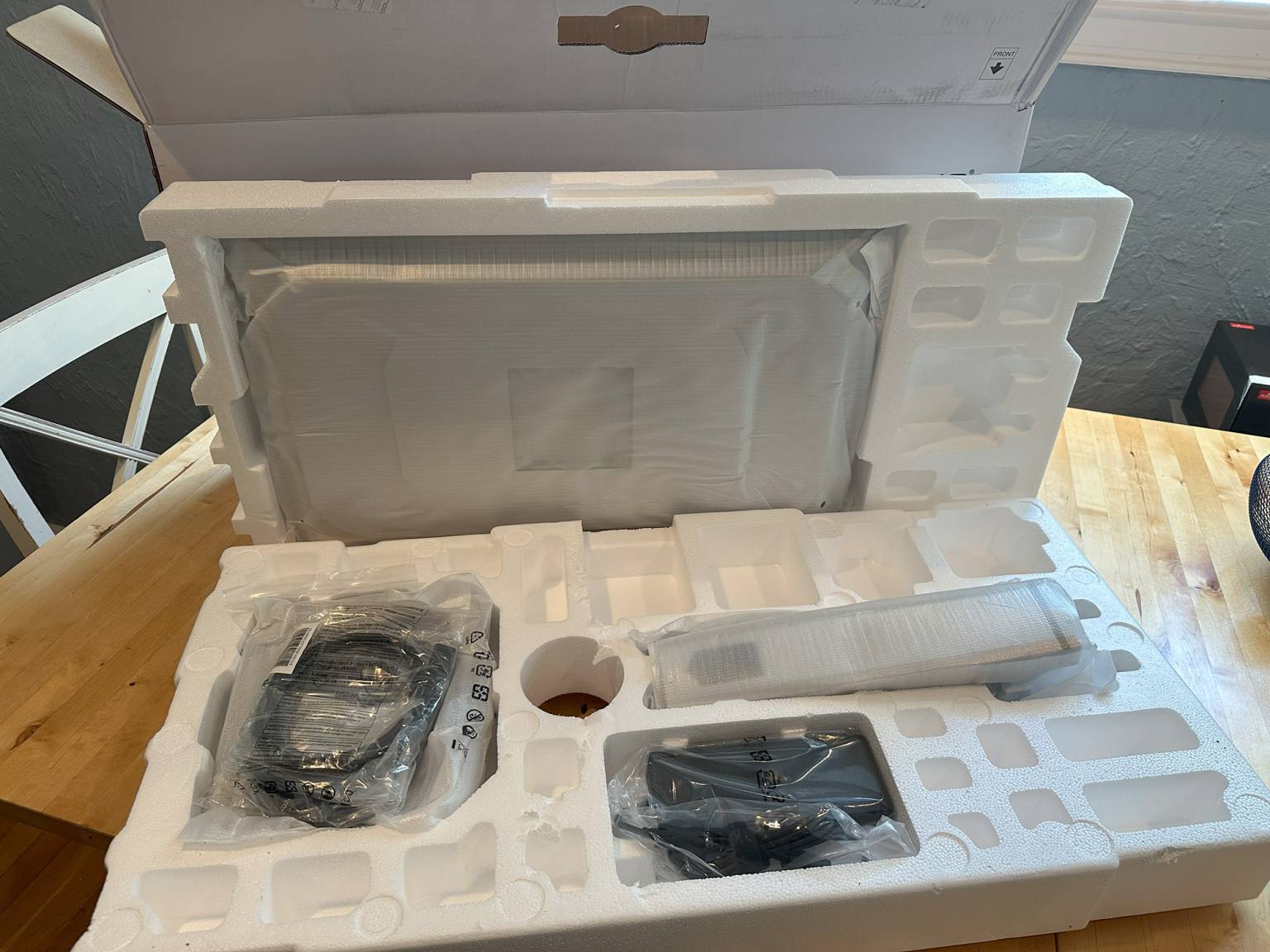 INNOCN 27M2V Mini LED 4K Monitor Review: A Bargain for Gamers and ...