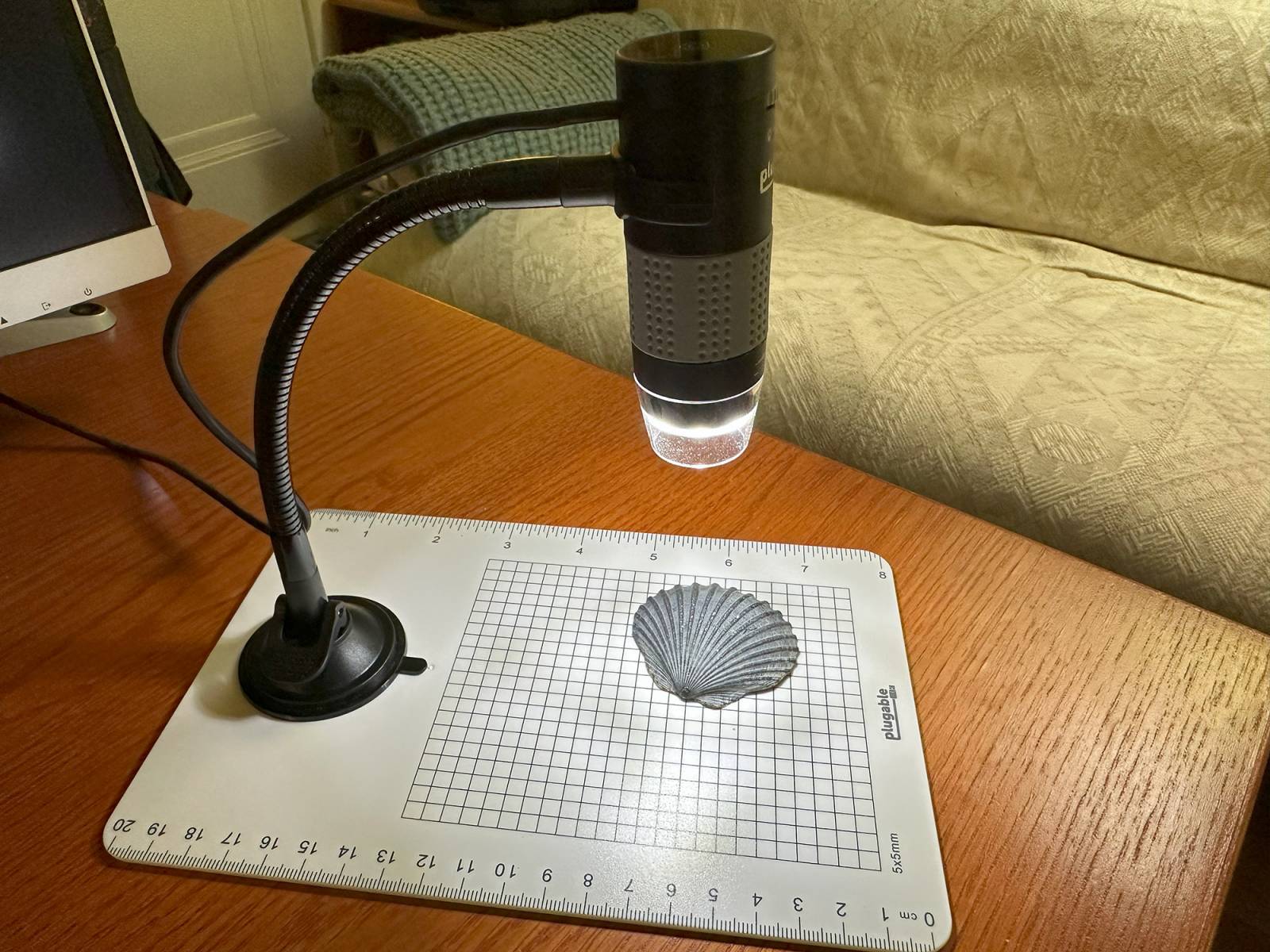 Plugable 250X Digital USB Microscope Review: Affordable Tool for ...