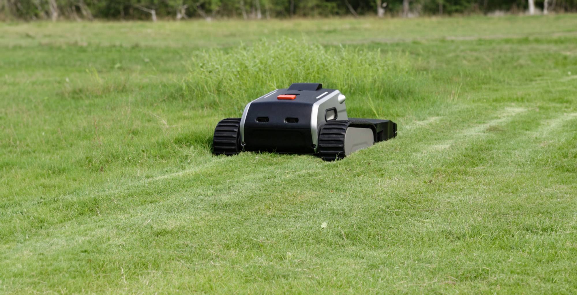 Lymow One Robotic Mower Transforms Larger Lawn Care with Ease | Gear Diary