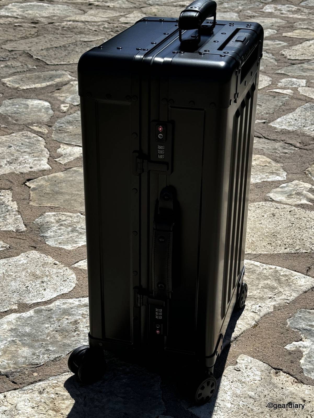 Sterling Pacific 40L Cabin Travel Case Review: Elevate Your Carry-On ...