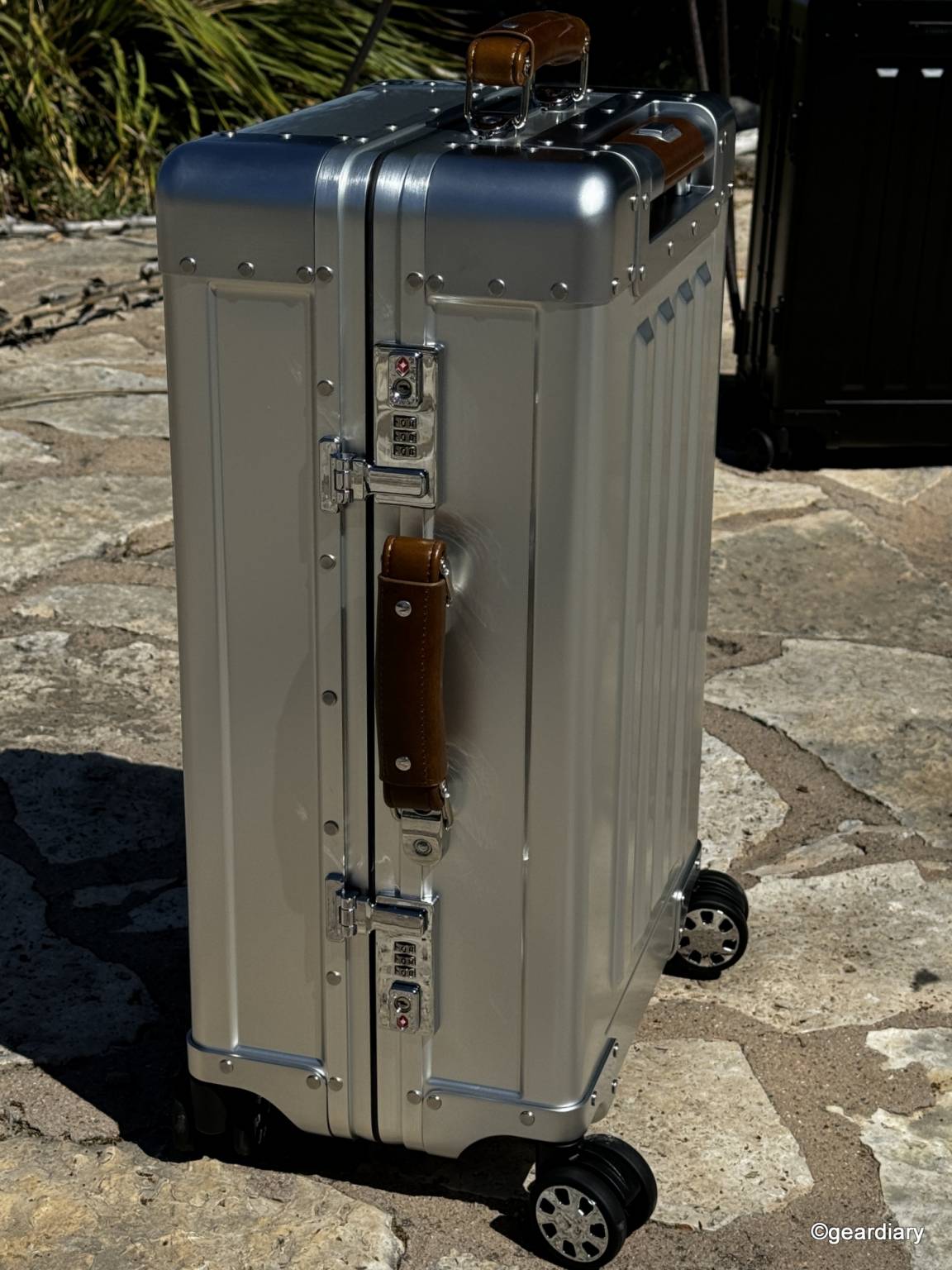 Sterling Pacific 40L Cabin Travel Case Review: Elevate Your Carry-On ...