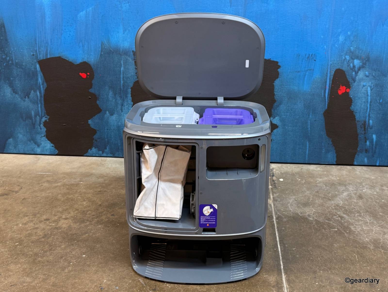Narwal Freo Z Ultra Review: Self-Emptying, AI-Powered, and Nearly ...