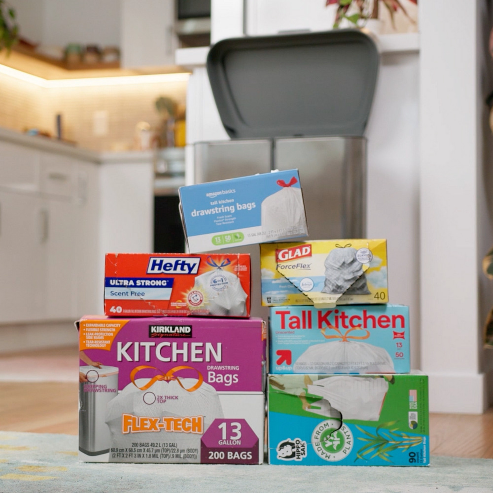 Pulli Bin Is a Smartly Designed 13-Gallon Trash Can That Solves the One ...