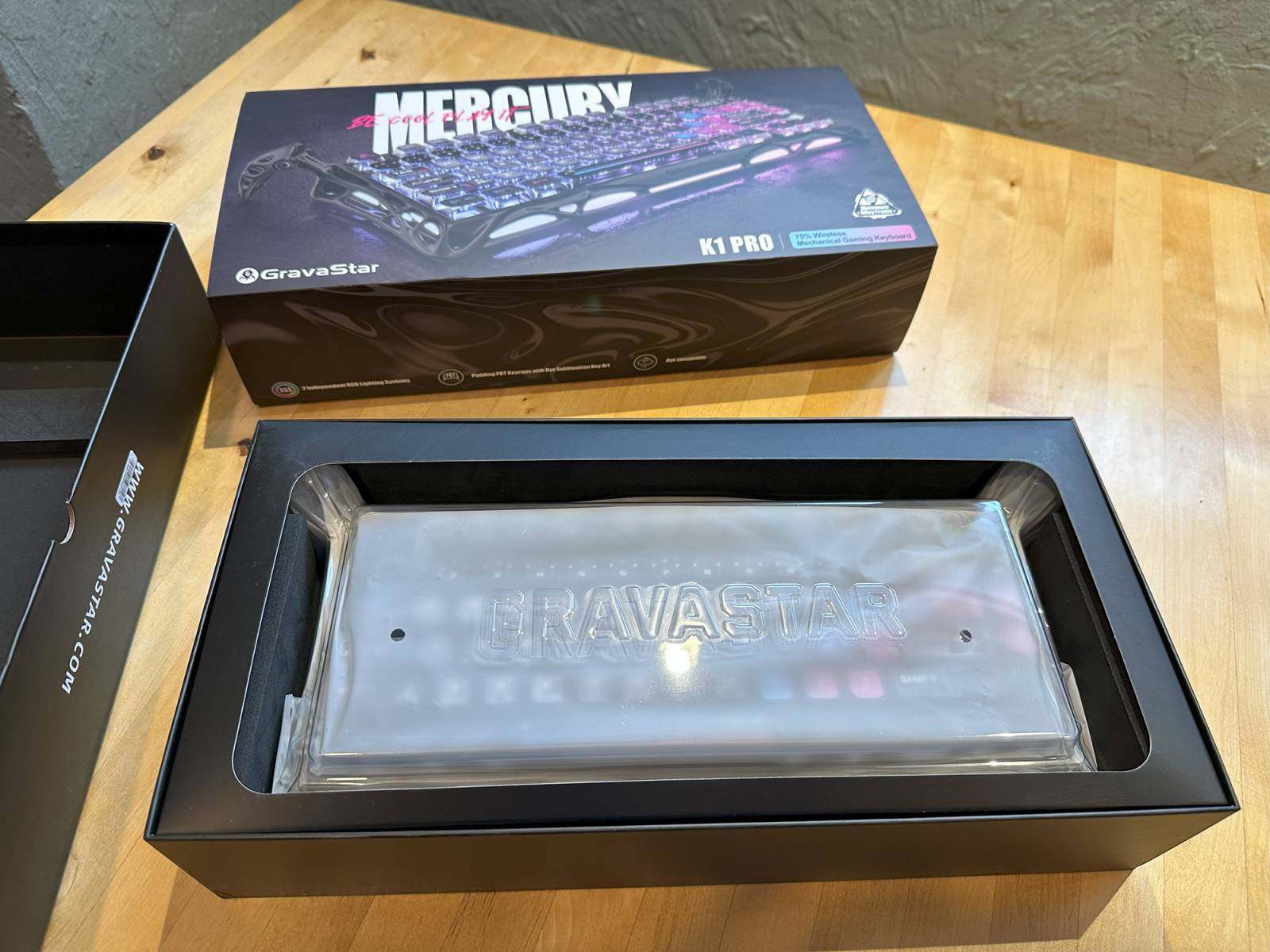 GravaStar Mercury K1 Pro Keyboard Review: Futuristic Design, Dual RGB ...