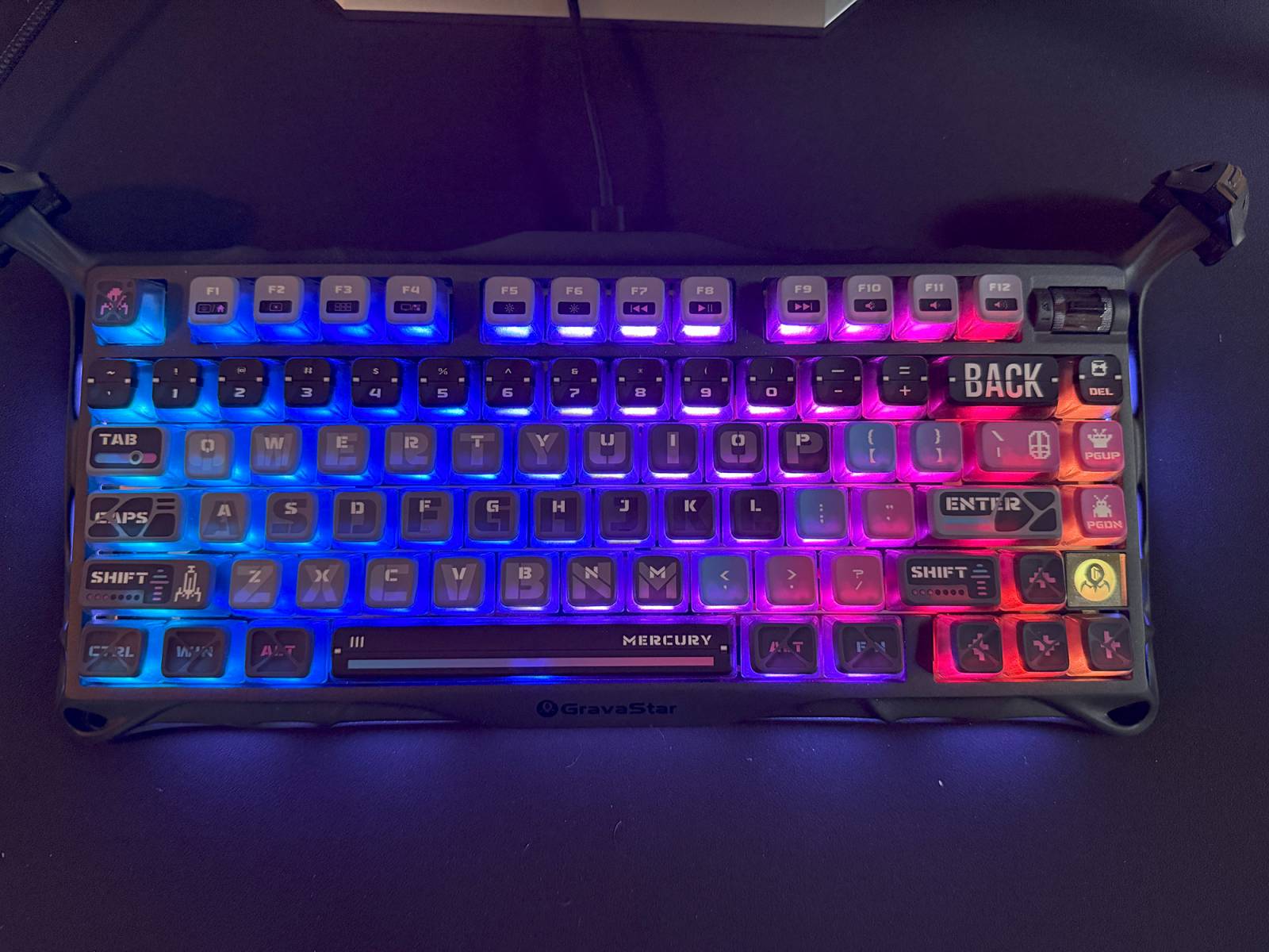 GravaStar Mercury K1 Pro Keyboard Review: Futuristic Design, Dual RGB ...