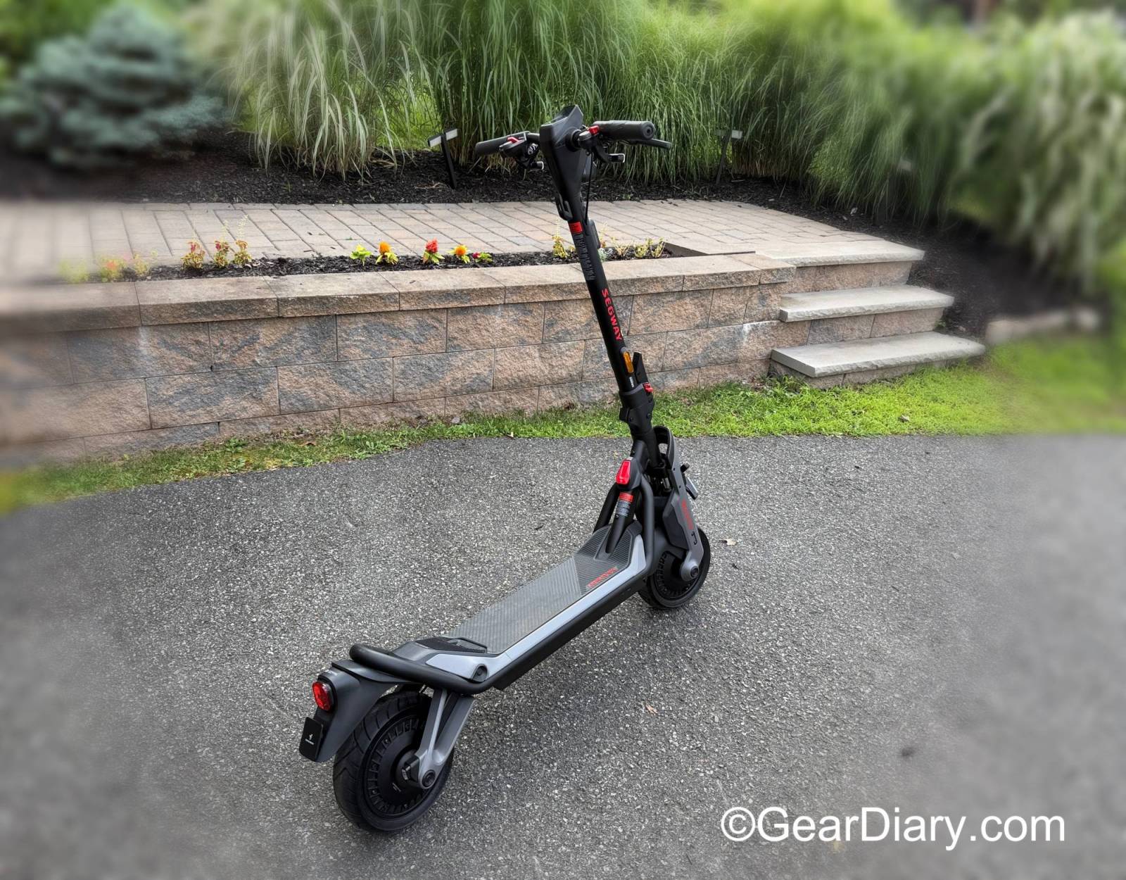 Segway GT3 SuperScooter Review: Speed, Comfort, and Smart Features in ...