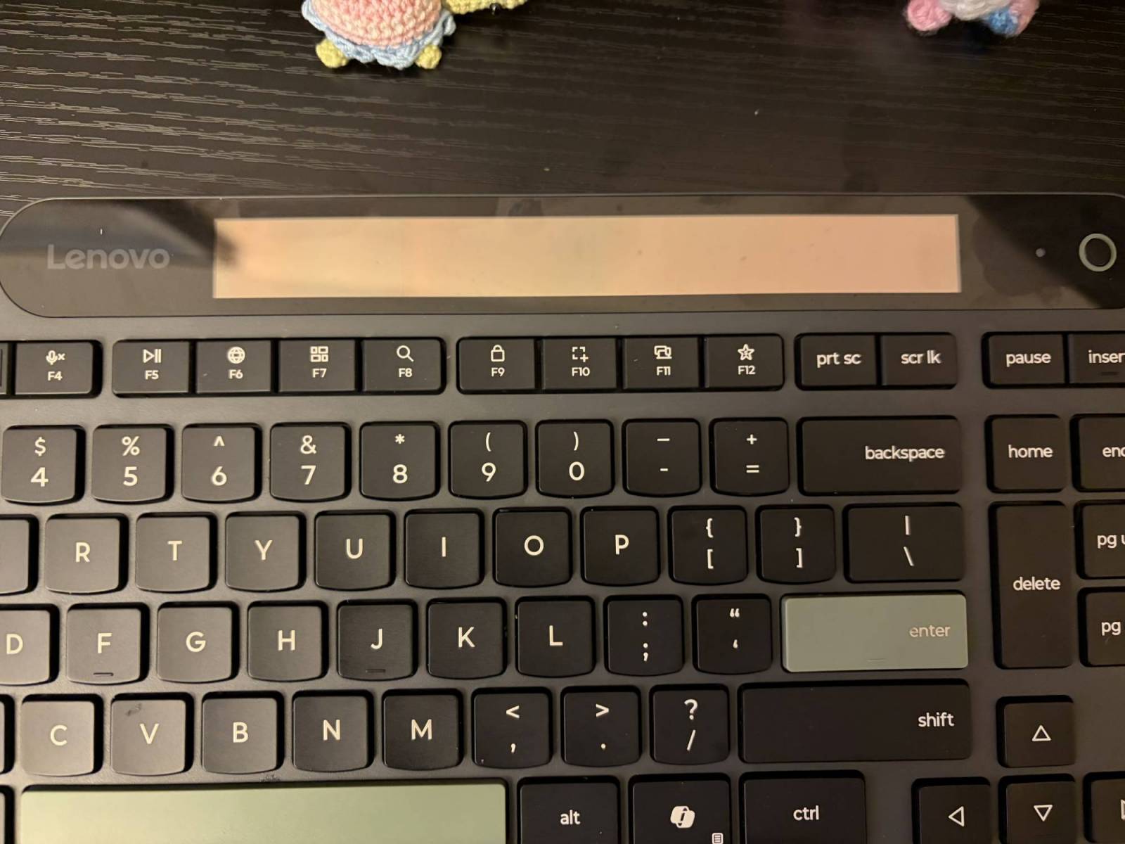 Lenovo Self-Charging Bluetooth Keyboard Review: The Solar-Powered ...