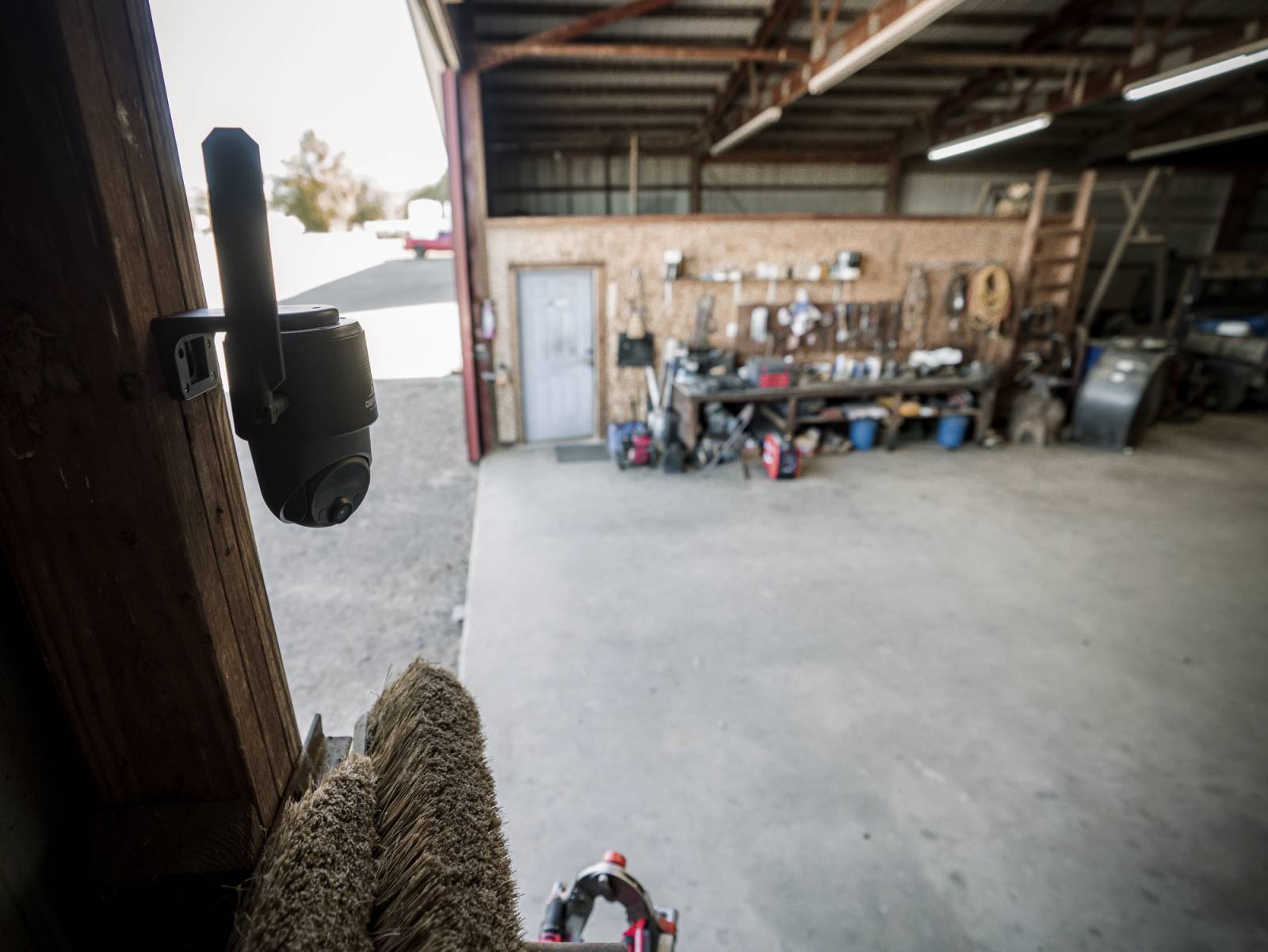 DEFEND 360 Cellular Security Camera Brings Eyes to the Places Wi-Fi ...