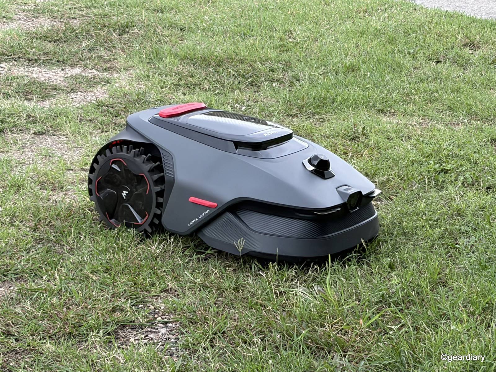 MOVA LIDAX Ultra 1000 Lawn Mower Review: A Wire-Free Robot Mower for ...