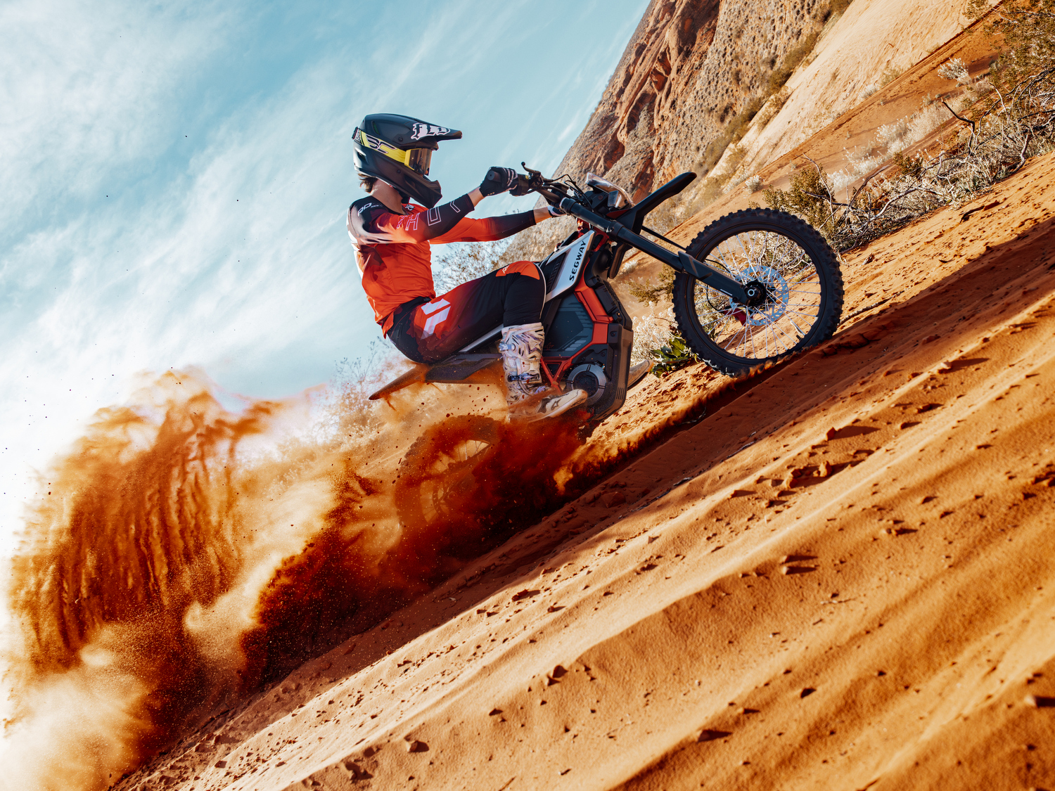 The Segway Xaber 300 Electric Dirt Bike Brings Serious Off-Road Specs ...